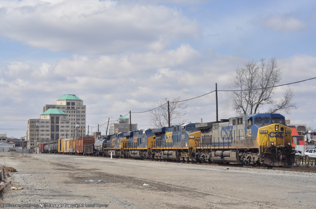 CSXT 353 On CSX Q 353 Eastbound